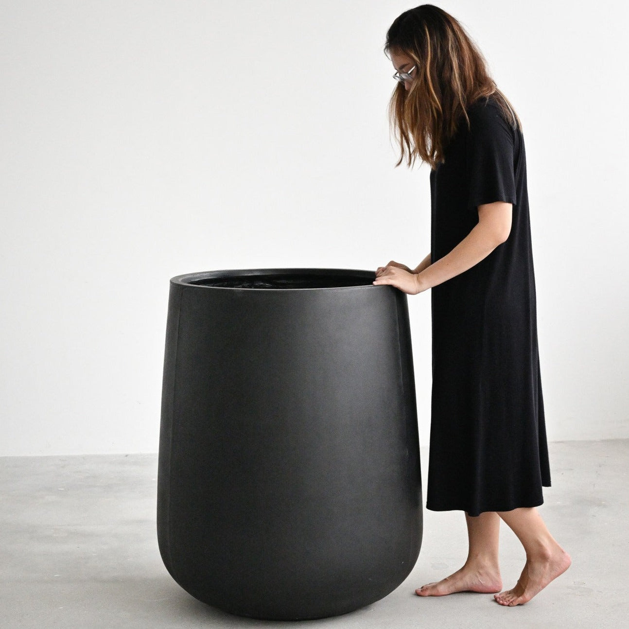 Tulip Black Concrete Planter - Indoor & Outdoor Pots | Island Living