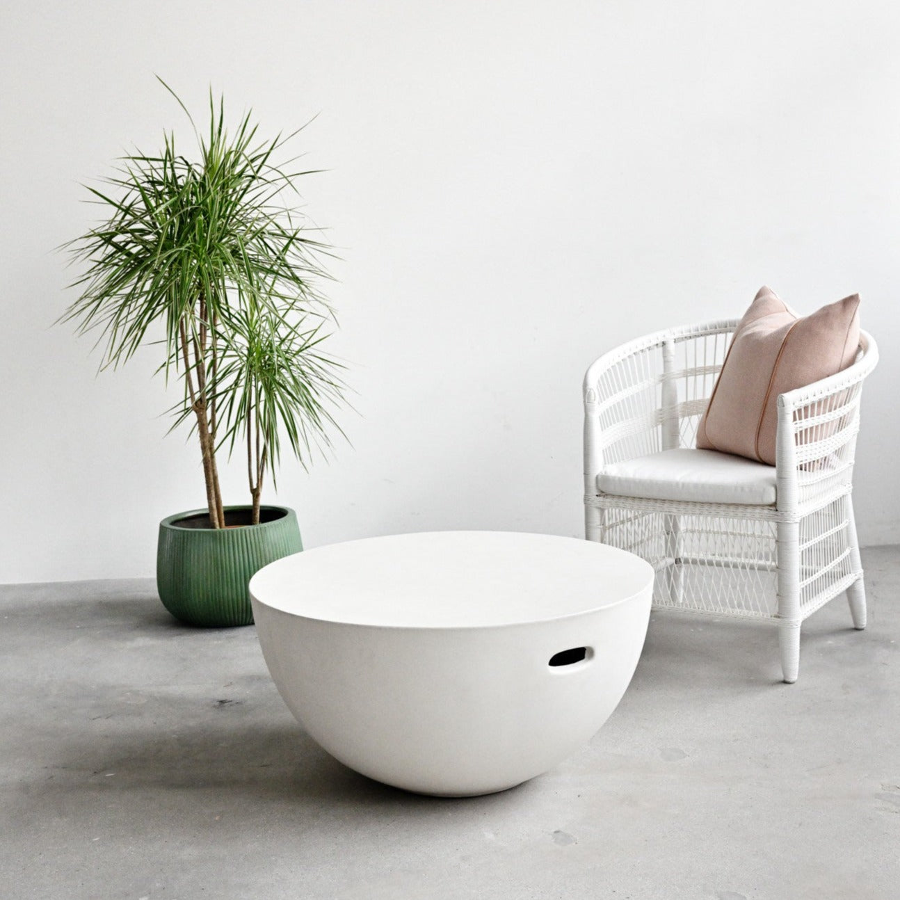 Nerja Concrete Pot - Copper Green – Island Living