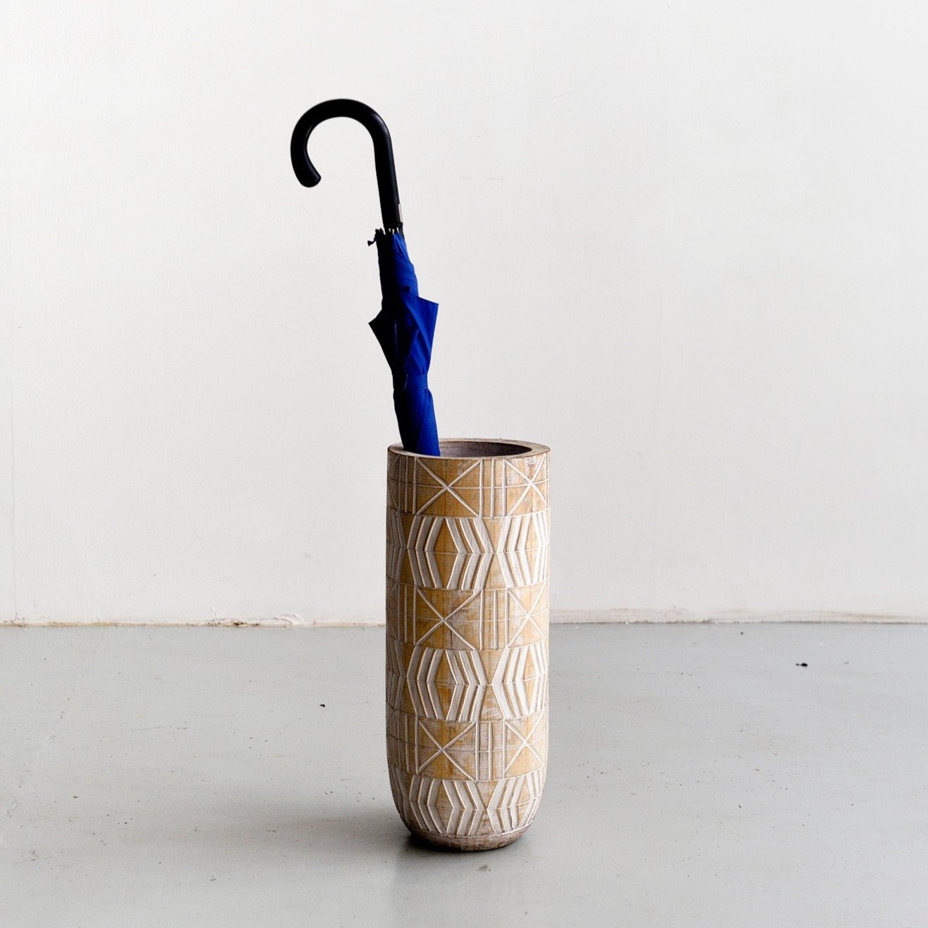 Hand Carved Wooden Tribal Pot – Island Living