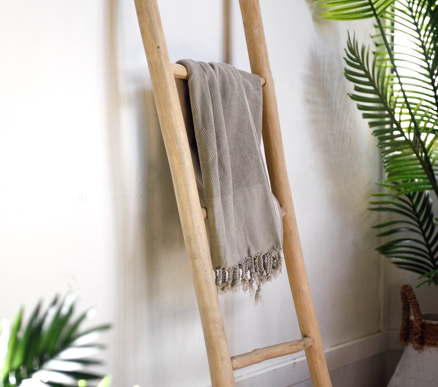 Natural Teak Ladder – Island Living