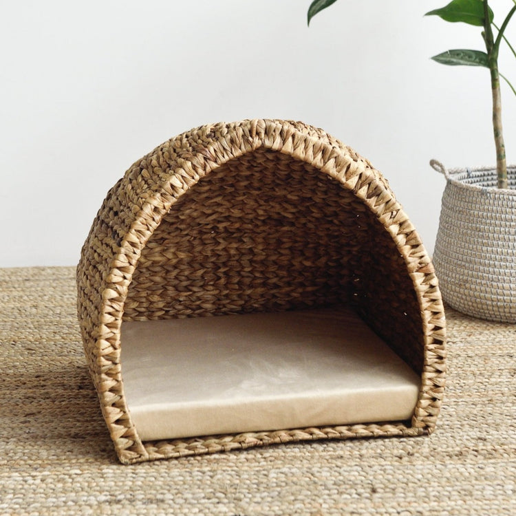 Pyramid Pet Bed – Island Living