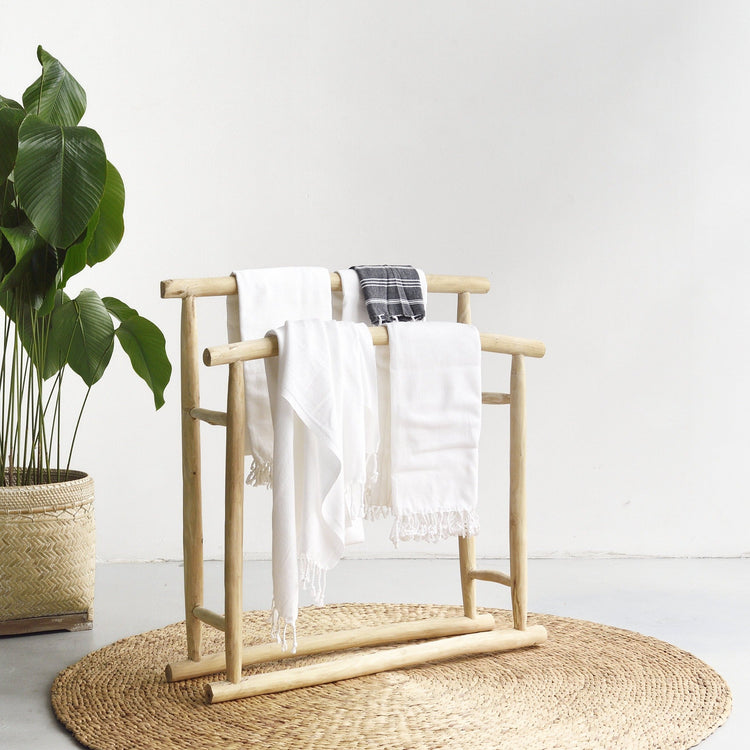 Teak Towel Rack – Island Living