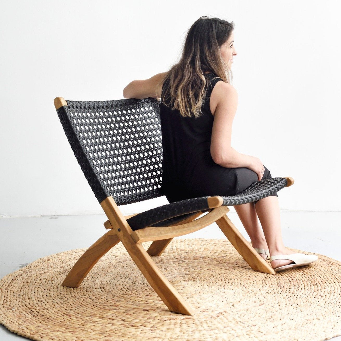 Venezuela Folding Chair - Noir – Island Living
